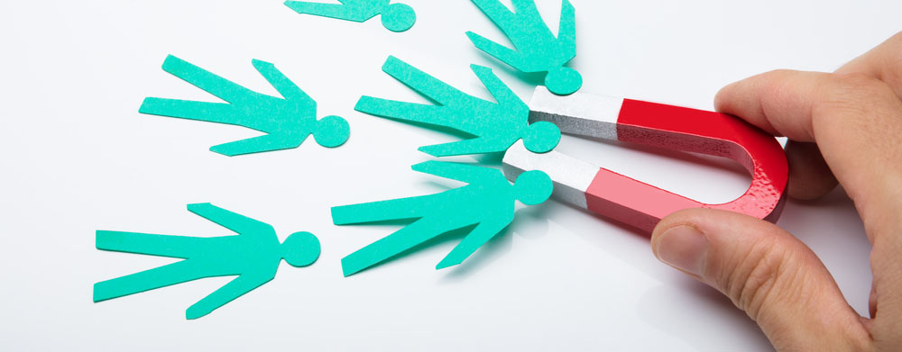 3 Ways to Attract and Retain Key Employees Through Technology | Paycom Blog